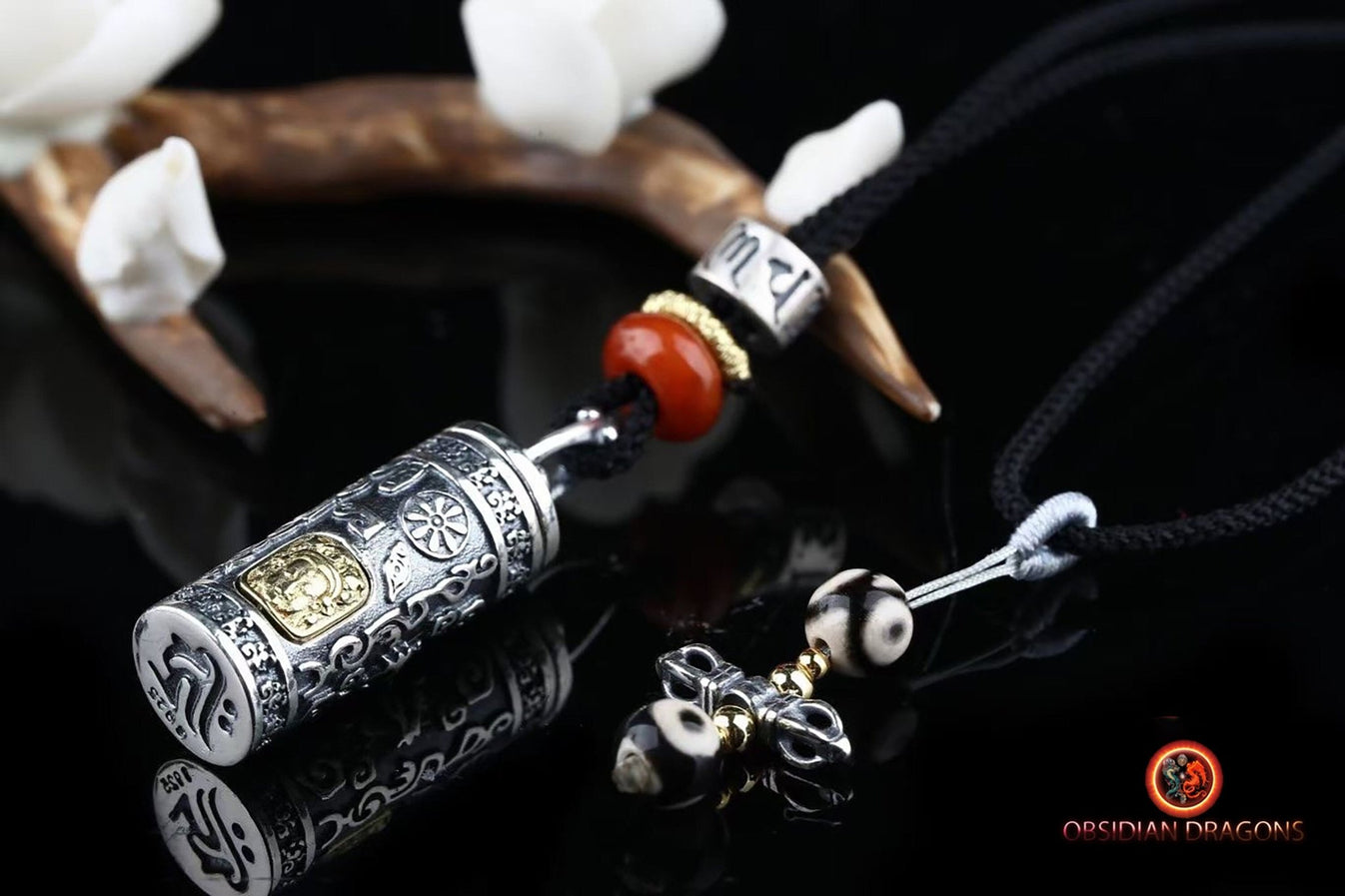 Reliquaire bouddhiste tibétain- Déité Tara – obsidian dragons